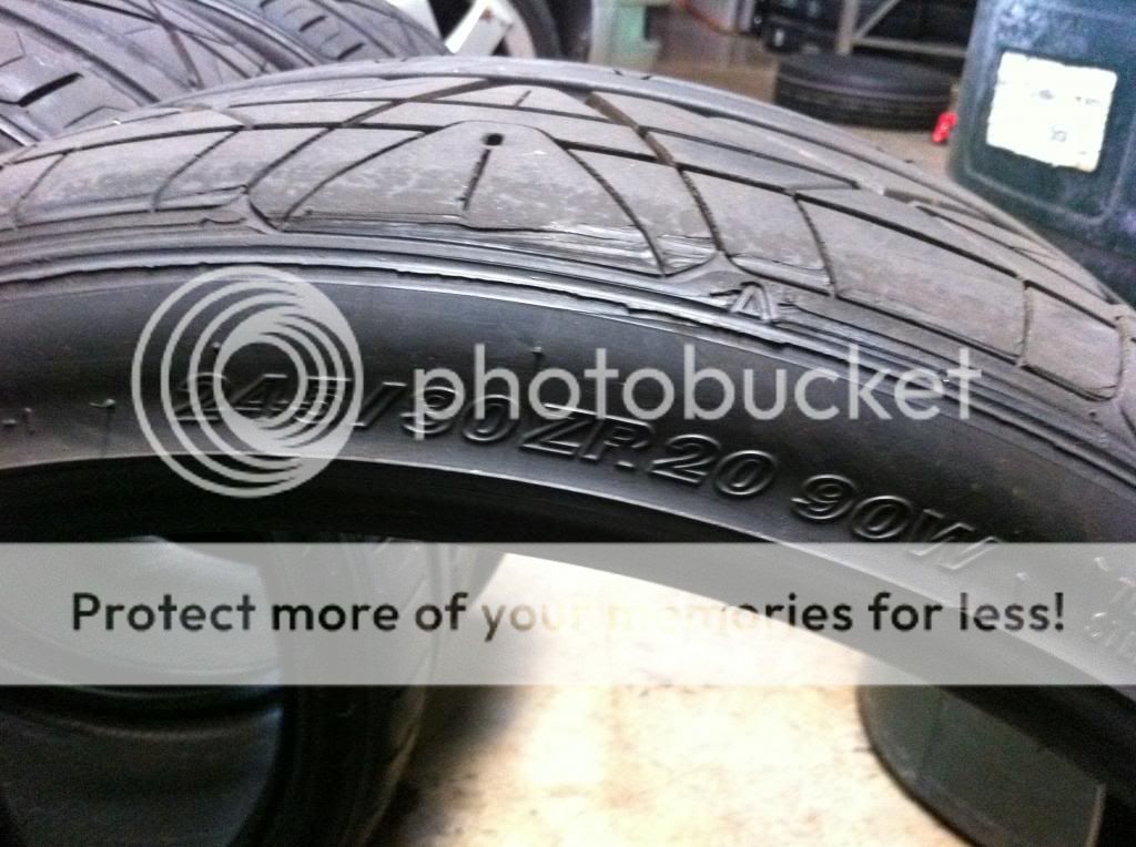 285/25/20 and 245/30/20 NITTO INVO